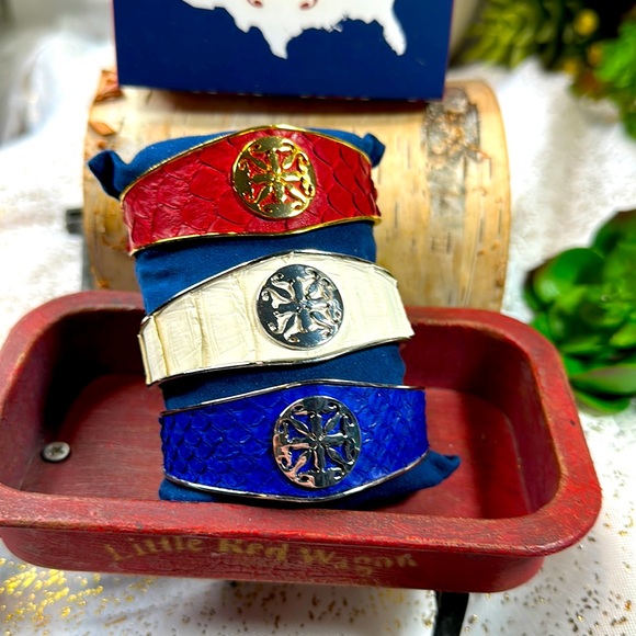 Rustic Cuff | Jewelry | 3 Rustic Cuff Bracelets Monique Bangles Red ...